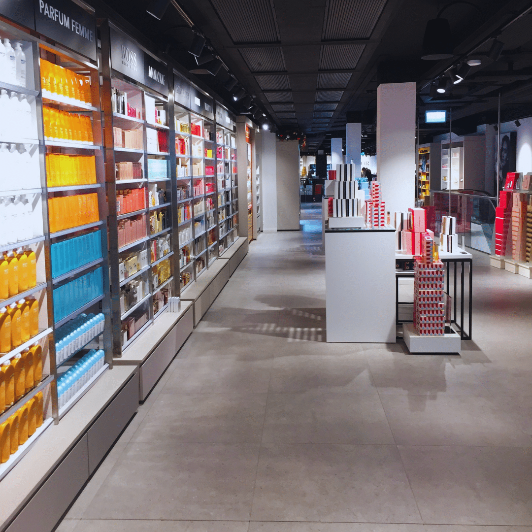 Douglas Store - BSA Architecture SA